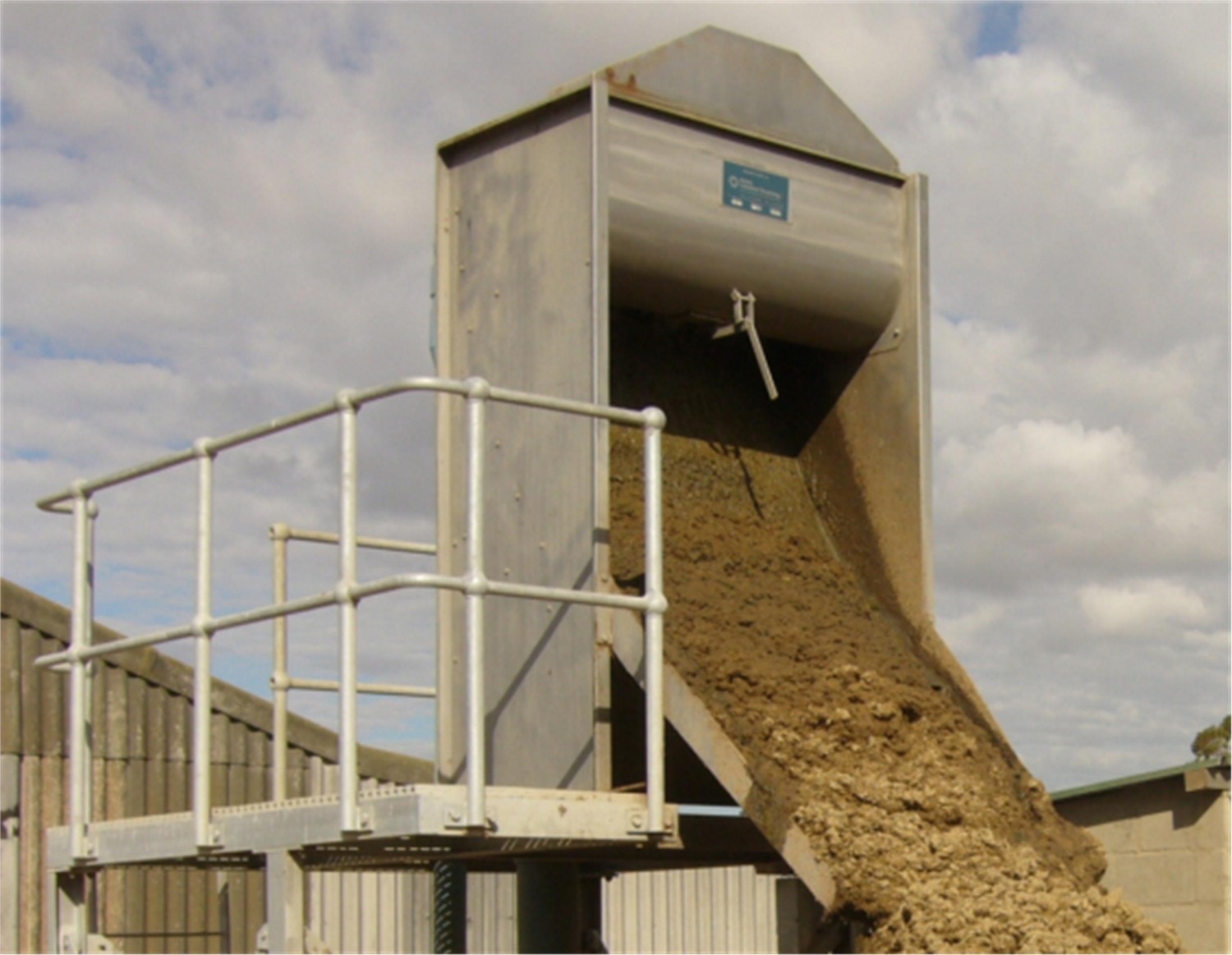 WASTEWATER STATIC SCREEN - Industrial Screening